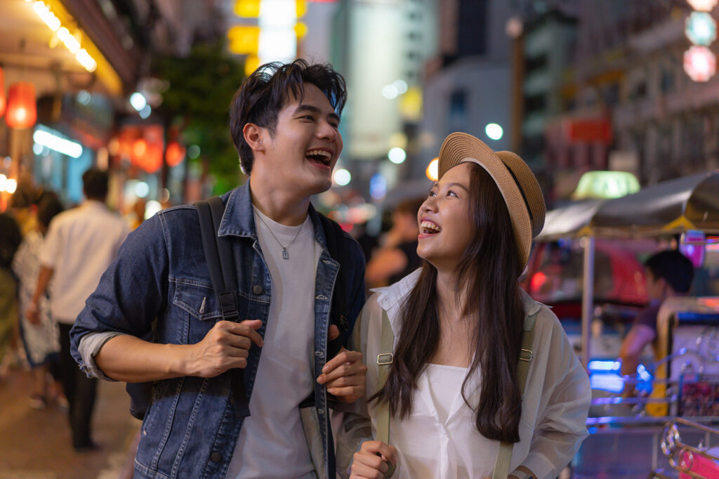 ส่องเทรนด์ท่องเที่ยว GEN Z ไทย วางแผนทริปยาวและไกลมากขึ้น - The Column